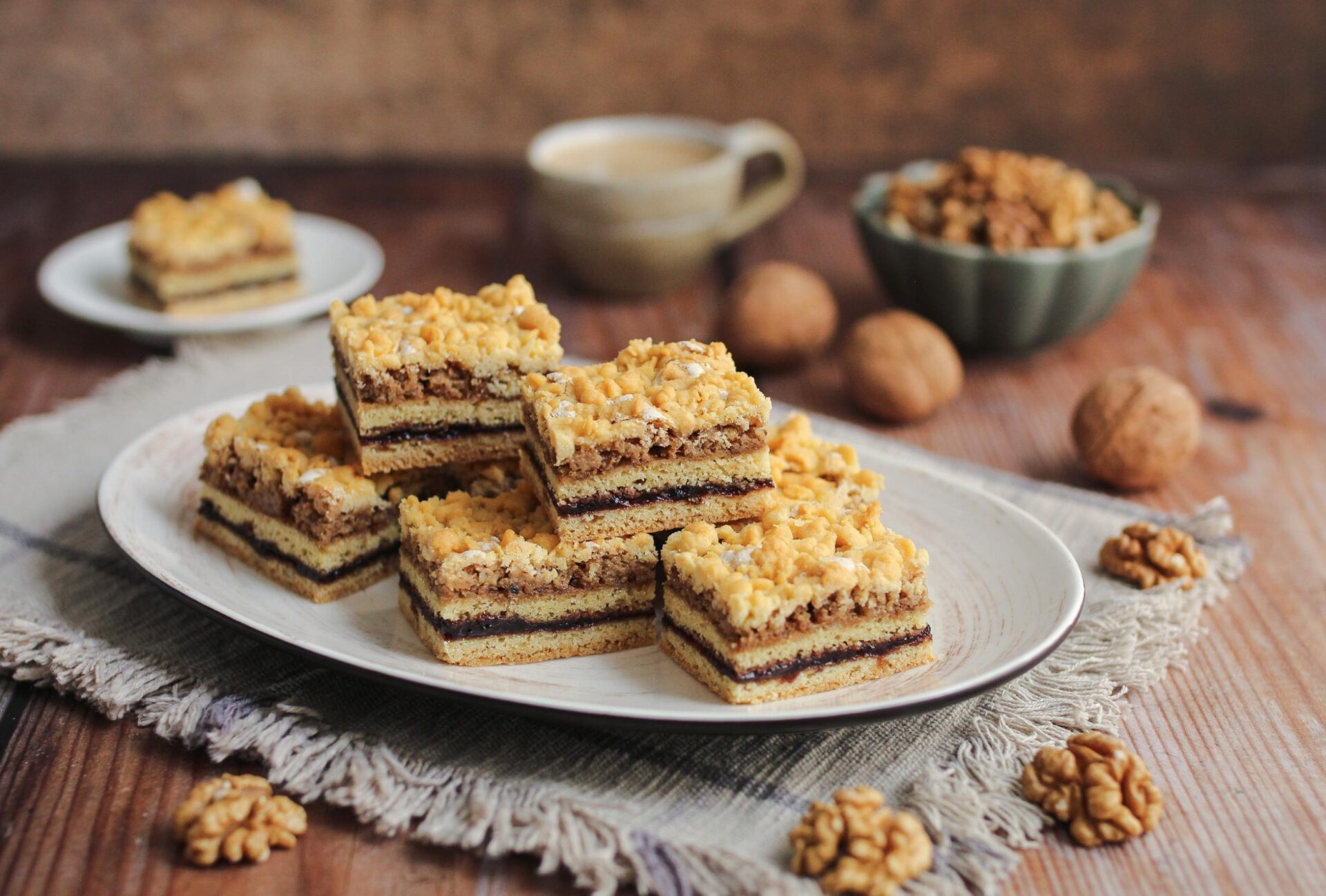 Čupava Kata - Gospodarski list | pita od oraha i džema